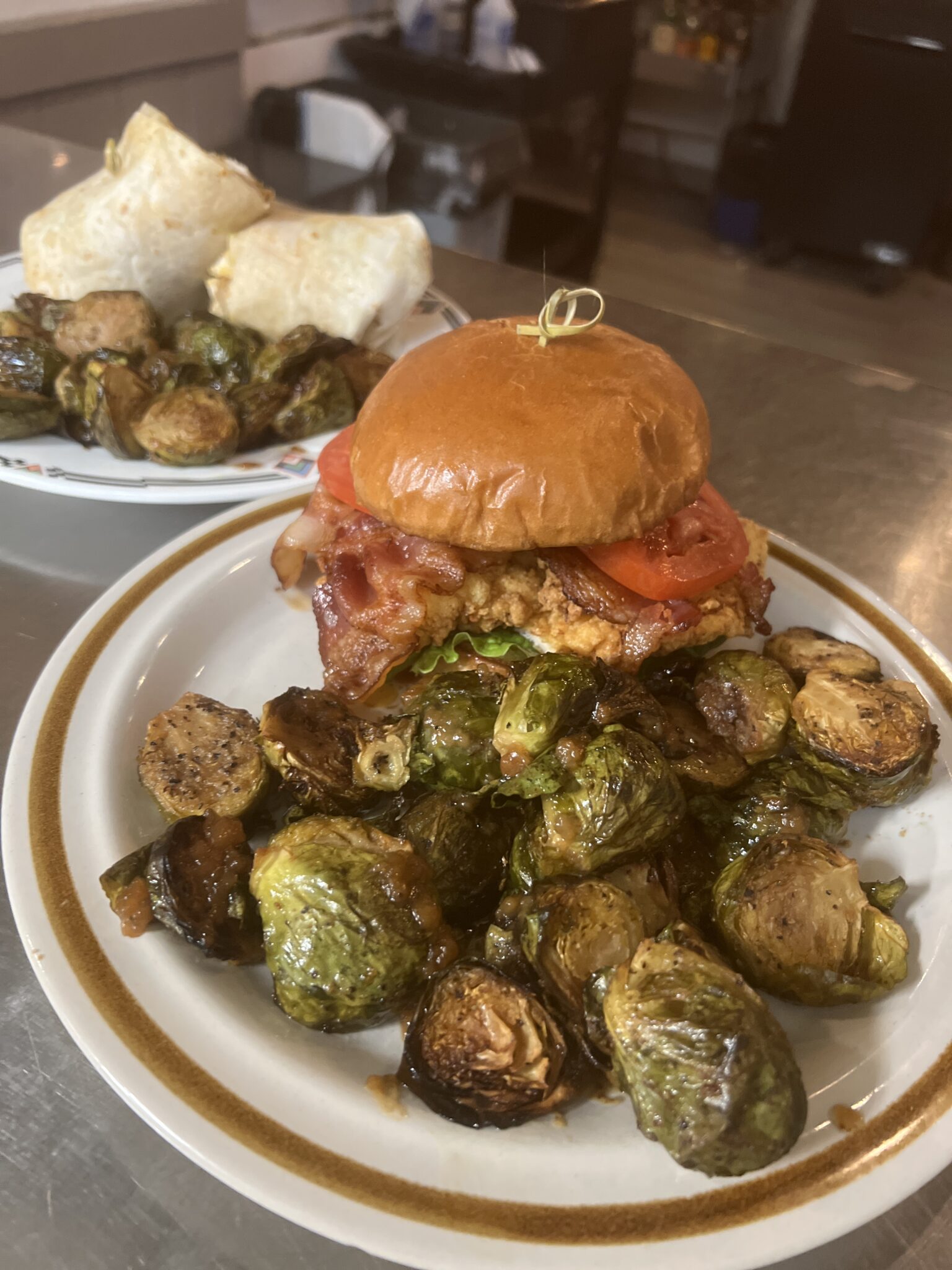 Diz's Cafe: Restaurant on Elm Street in Downtown Manchester, NH